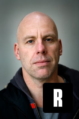 Poušť a jeskyně • RESPEKT