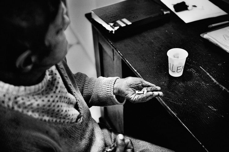 Třicet tablet stačí • RESPEKT