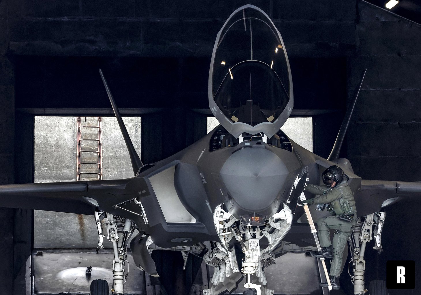 Musela nás probudit až ruská agrese a přímé ohrožení • RESPEKT