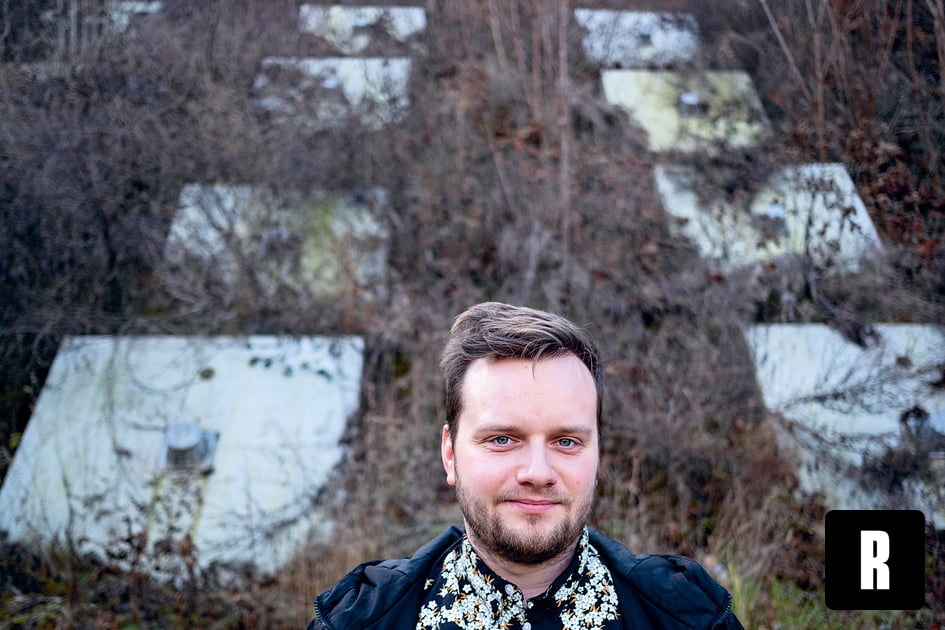 On-line truchlení na digitálním náhrobku • RESPEKT