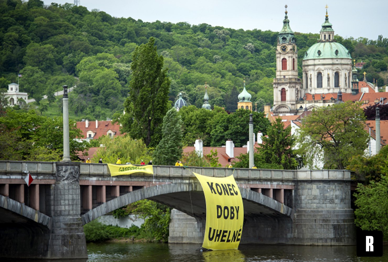 Konec uhlí v Česku: Vládě se nechce pískat a jen se dívá • RESPEKT